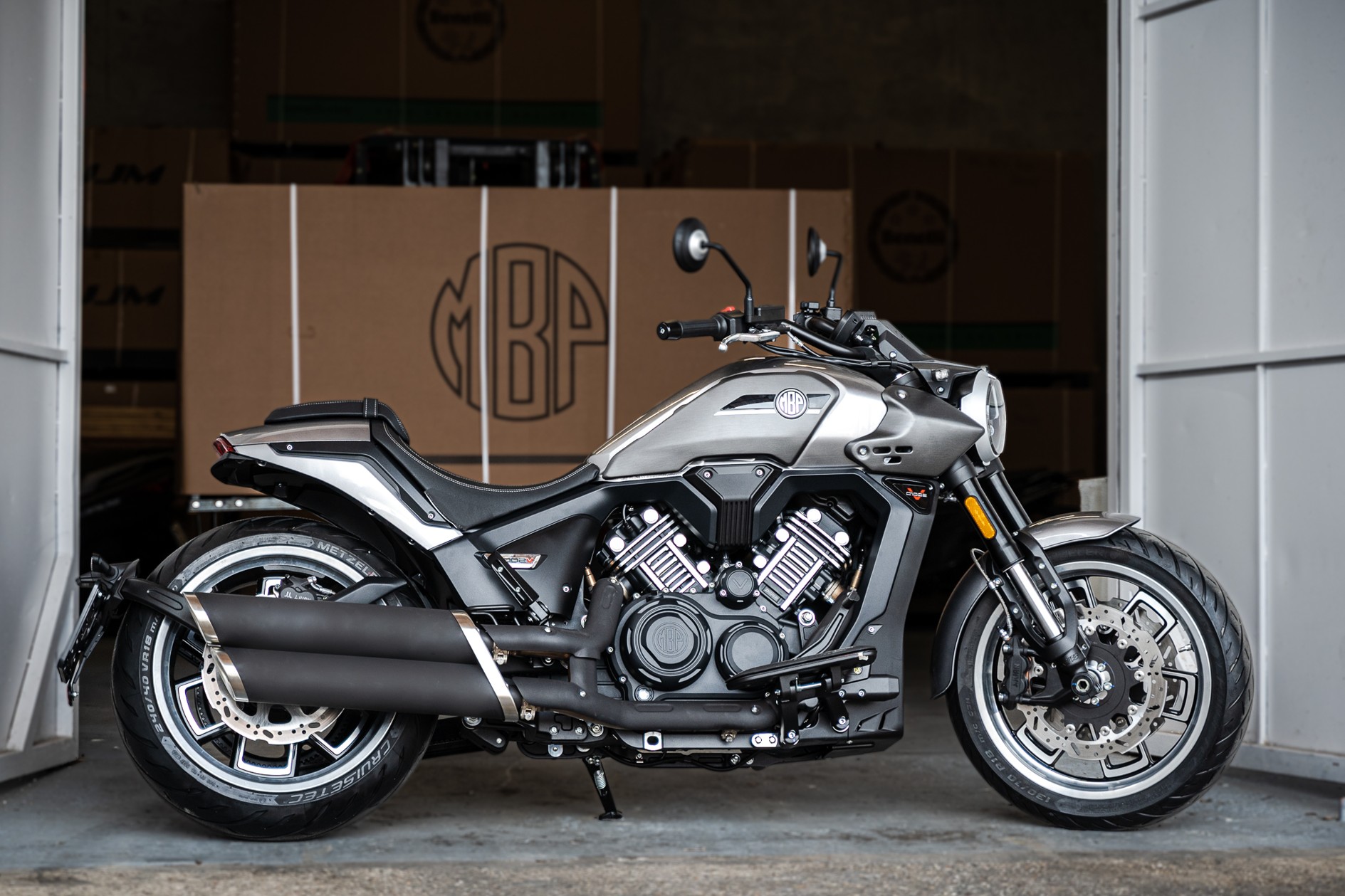 Časopis Motorbike - Motorky - Motorky, skútry a čtyřkolky